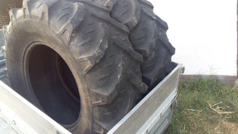 Gume za traktor ili kombajn 480 x 26 - Gume i felge za traktore - OLX.ba
