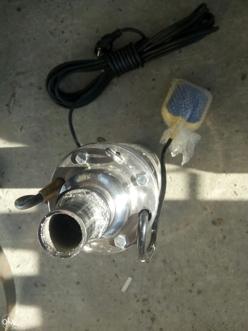 Potopna pumpa za vodu sa plovkom Raketa - Sistemi za navodnjavanje - OLX.ba