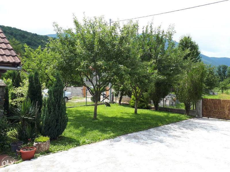 Vikendica Bihac - Vucjak na prodaju - Vikendice - OLX.ba