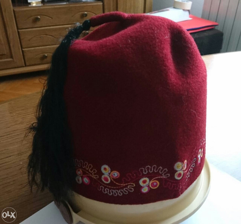 Bosanski fes - Odjeća i obuća - OLX.ba