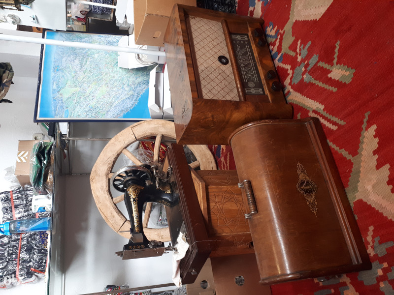Stara masina singerica - Antik uređaji i aparati - OLX.ba